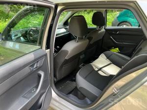 Skoda Fabia 2019 Rīga, ar dzinēja tilpumu 1.00 L un nobraukumu 0 tūkst. km par 7999 €, foto 22 vietnē AUTOMOTO.COM.LV
