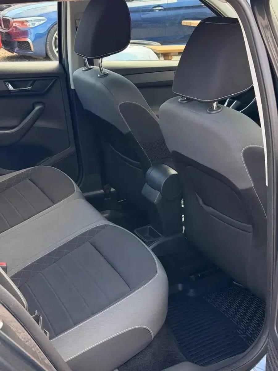 Skoda Fabia 2019 Rīga, ar dzinēja tilpumu 1.00 L un nobraukumu 136 tūkst. km par 6500 €, foto 11 vietnē AUTOMOTO.COM.LV