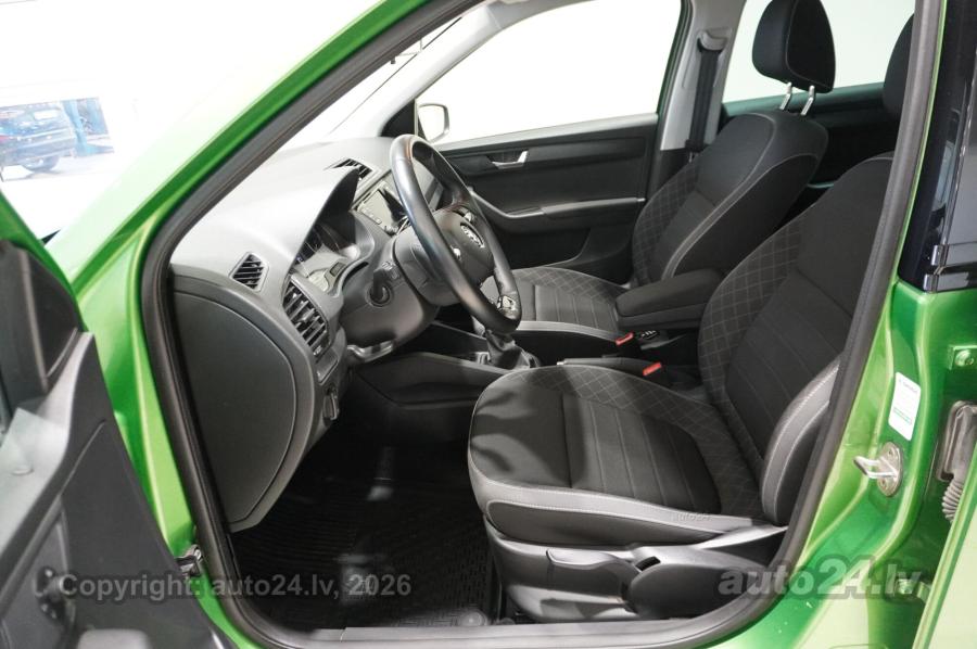 Skoda Fabia 2021 Tallina, ar dzinēja tilpumu 1.00 L un nobraukumu 112 tūkst. km par 8900 €, foto 13 vietnē AUTOMOTO.COM.LV