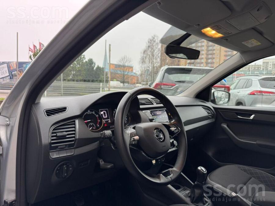 Skoda Fabia 2022 Rīga, ar dzinēja tilpumu 1.00 L un nobraukumu 87 tūkst. km par 10450 €, foto 5 vietnē AUTOMOTO.COM.LV