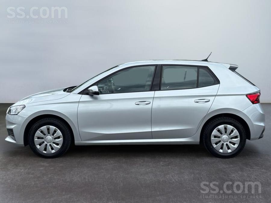 Skoda Fabia 2023 in Riga, with an engine capacity of 1.00 L and mileage of 99 thousand km for 9900 €, photo 3 on AUTOMOTO.COM.LV
