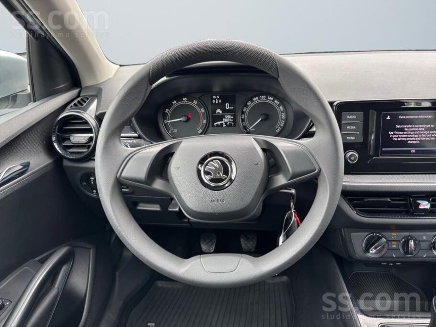 Skoda Fabia 2023 in Riga, with an engine capacity of 1.00 L and mileage of 99 thousand km for 9900 €, photo 13 on AUTOMOTO.COM.LV