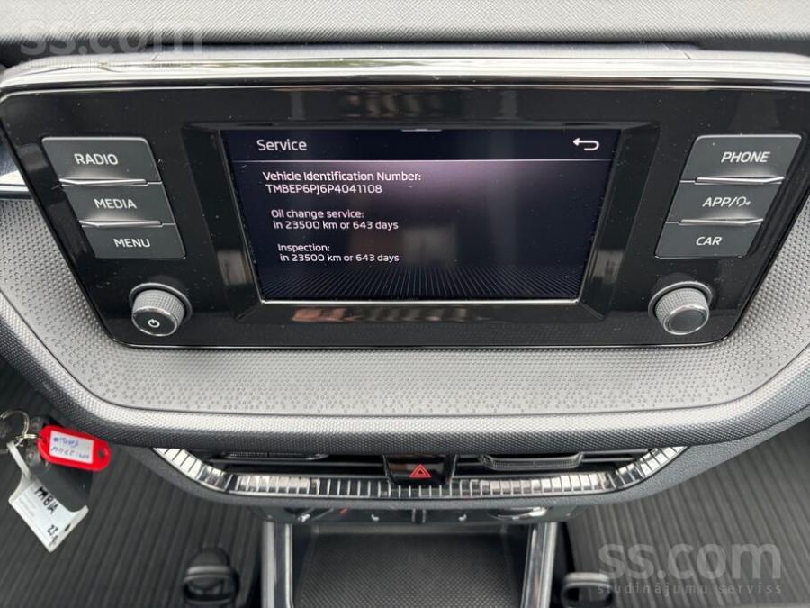 Skoda Fabia 2023 in Riga, with an engine capacity of 1.00 L and mileage of 99 thousand km for 9900 €, photo 17 on AUTOMOTO.COM.LV