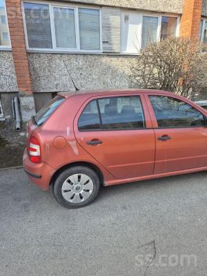 Oranžs Skoda Fabia 2006 Rīga, ar dzinēja tilpumu 1.20 L un nobraukumu 154 tūkst. km par 350 €, foto  vietnē AUTOMOTO.COM.LV