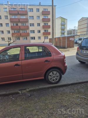 Оранжевый Шкода Фабия 2006 в Рига, объемом двигателя 1.20 л и пробегом 154 тыс. км за 350 €, фото 7 на AUTOMOTO.COM.LV