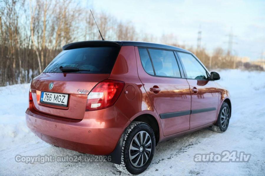 Oranžs Skoda Fabia 2007 Tallina, ar dzinēja tilpumu 1.60 L un nobraukumu 293 tūkst. km par 2800 €, foto 3 vietnē AUTOMOTO.COM.LV