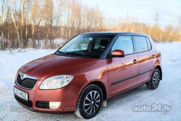 Oranžs Skoda Fabia 2007 Tallina, ar dzinēja tilpumu 1.60 L un nobraukumu 293 tūkst. km par 2800 €, foto 6 vietnē AUTOMOTO.COM.LV