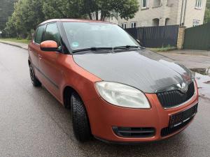 Orange Skoda Fabia 2007 in Kedainiai, with an engine capacity of 1.39 L and mileage of 173 thousand km for 1749 €, photo  on AUTOMOTO.COM.LV