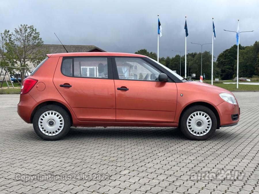 Orange Skoda Fabia 2007 in Tartu, with an engine capacity of 1.20 L and mileage of 84 thousand km for 3190 €, photo 5 on AUTOMOTO.COM.LV