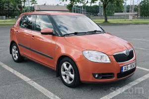 Oranžs Skoda Fabia 2008 Rīga, ar dzinēja tilpumu 1.90 L un nobraukumu 153 tūkst. km par 3450 €, foto 3 vietnē AUTOMOTO.COM.LV