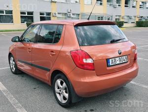 Oranžs Skoda Fabia 2008 Rīga, ar dzinēja tilpumu 1.90 L un nobraukumu 153 tūkst. km par 3450 €, foto 5 vietnē AUTOMOTO.COM.LV