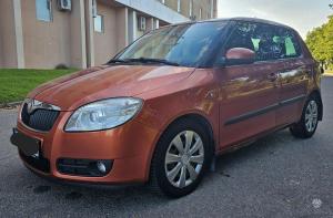 Oranžs Skoda Fabia 2008 Šauļi, ar dzinēja tilpumu 1.90 L un nobraukumu 163 tūkst. km par 1200 €, foto  vietnē AUTOMOTO.COM.LV