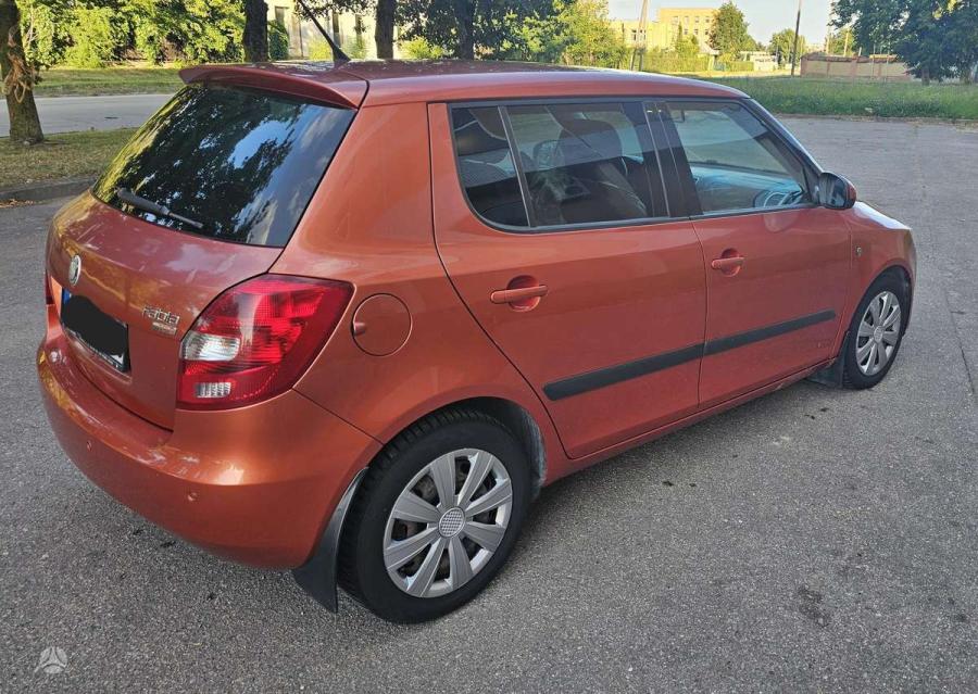 Oranžs Skoda Fabia 2008 Šauļi, ar dzinēja tilpumu 1.90 L un nobraukumu 163 tūkst. km par 1200 €, foto 4 vietnē AUTOMOTO.COM.LV