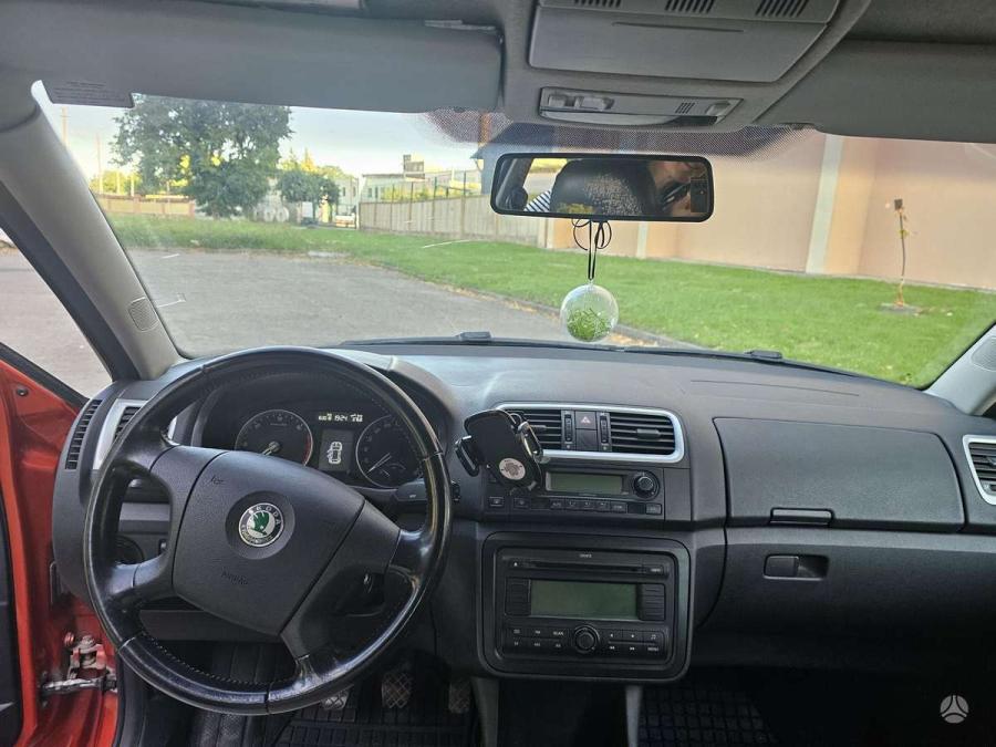 Oranžs Skoda Fabia 2008 Šauļi, ar dzinēja tilpumu 1.90 L un nobraukumu 163 tūkst. km par 1200 €, foto 8 vietnē AUTOMOTO.COM.LV