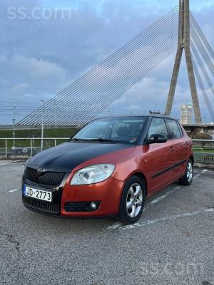 Orange Skoda Fabia 2009 in Riga, with an engine capacity of 1.40 L and mileage of 165 thousand km for 2850 €, photo  on AUTOMOTO.COM.LV