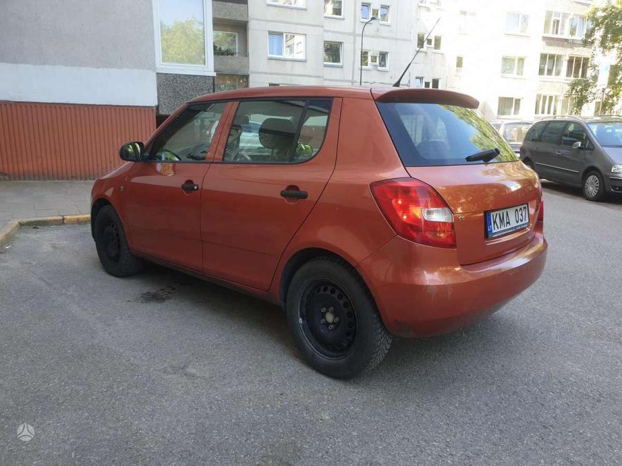 Oranžs Skoda Fabia 2009 Viļņa, ar dzinēja tilpumu 1.20 L un nobraukumu 156 tūkst. km par 850 €, foto 5 vietnē AUTOMOTO.COM.LV