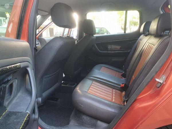 Orange Skoda Fabia 2009 in Vilnius, with an engine capacity of 1.20 L and mileage of 156 thousand km for 850 €, photo 9 on AUTOMOTO.COM.LV