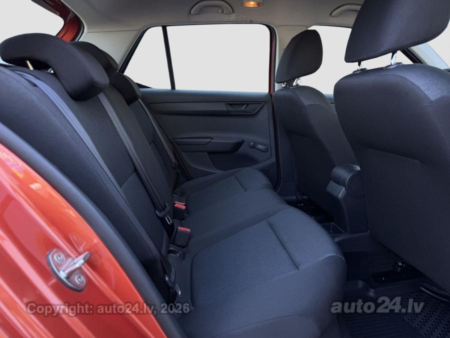 Oranžs Skoda Fabia 2018 Pērnava, ar dzinēja tilpumu 1.00 L un nobraukumu 29 tūkst. km par 8900 €, foto 8 vietnē AUTOMOTO.COM.LV