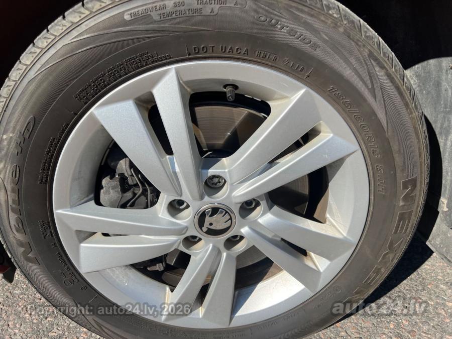 Oranžs Skoda Fabia 2018 Tallina, ar dzinēja tilpumu 0.00 L un nobraukumu 24 tūkst. km par 11990 €, foto 16 vietnē AUTOMOTO.COM.LV