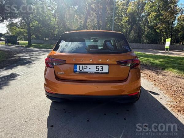 Oranžs Skoda Fabia 2022 Rīga, ar dzinēja tilpumu 1.00 L un nobraukumu 58 tūkst. km par 12495 €, foto 7 vietnē AUTOMOTO.COM.LV