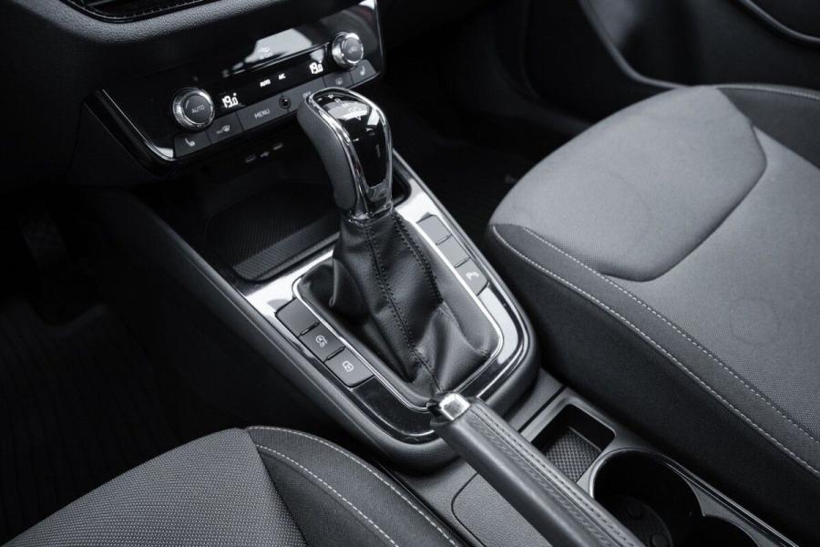 Oranžs Skoda Fabia 2023 Mārupe, ar dzinēja tilpumu 1.00 L un nobraukumu 41 tūkst. km par 15900 €, foto 20 vietnē AUTOMOTO.COM.LV
