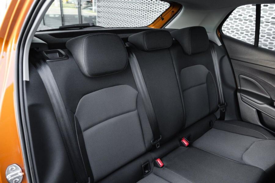 Oranžs Skoda Fabia 2023 Mārupe, ar dzinēja tilpumu 1.00 L un nobraukumu 41 tūkst. km par 15900 €, foto 21 vietnē AUTOMOTO.COM.LV