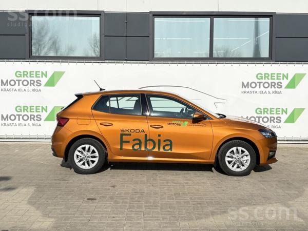 Orange Skoda Fabia 2025 in Riga, with an engine capacity of 1.00 L and mileage of 3 thousand km for 20300 €, photo 5 on AUTOMOTO.COM.LV
