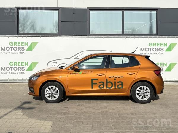 Orange Skoda Fabia 2025 in Riga, with an engine capacity of 1.00 L and mileage of 3 thousand km for 20300 €, photo 6 on AUTOMOTO.COM.LV