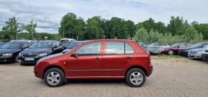 Red Skoda Fabia 2002 in Valmiera, with an engine capacity of 1.40 L and mileage of 144 thousand km for 1300 €, photo 6 on AUTOMOTO.COM.LV