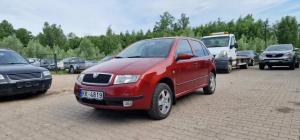 Red Skoda Fabia 2002 in Valmiera, with an engine capacity of 1.40 L and mileage of 144 thousand km for 1300 €, photo 7 on AUTOMOTO.COM.LV