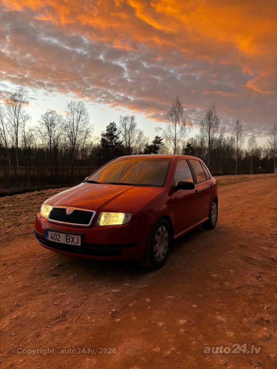 Red Skoda Fabia 2003 in Tallinn, with an engine capacity of 1.20 L and mileage of 291 thousand km for 1300 €, photo 9 on AUTOMOTO.COM.LV