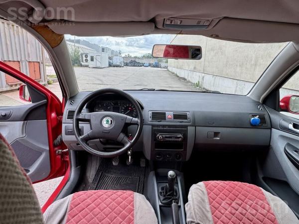 Sarkans Skoda Fabia 2003 Rīga, ar dzinēja tilpumu 1.90 L un nobraukumu 368 tūkst. km par 1340 €, foto 7 vietnē AUTOMOTO.COM.LV