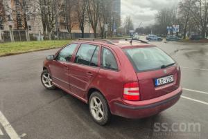 Red Skoda Fabia 2006 in Riga, with an engine capacity of 2.00 L and mileage of 241 thousand km for 1470 €, photo 2 on AUTOMOTO.COM.LV