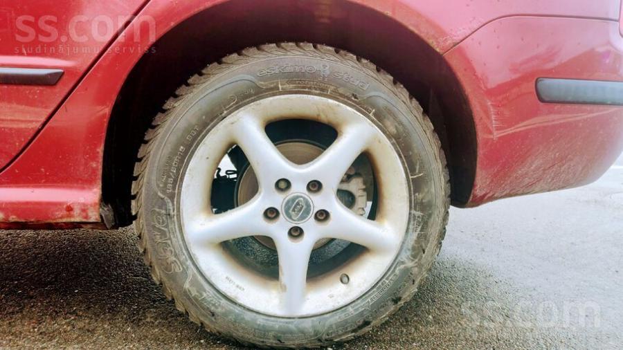 Red Skoda Fabia 2006 in Riga, with an engine capacity of 2.00 L and mileage of 241 thousand km for 1470 €, photo 7 on AUTOMOTO.COM.LV
