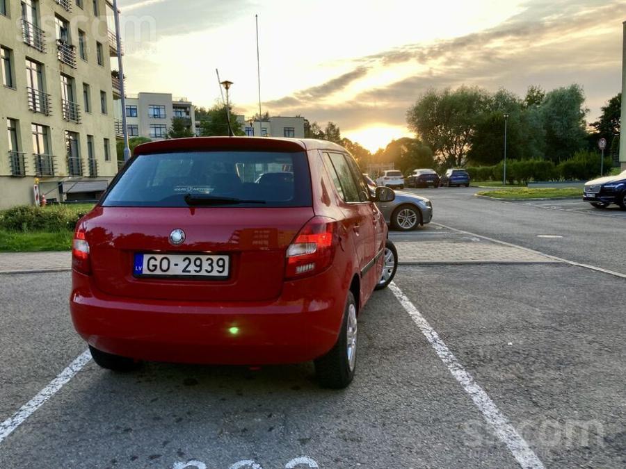 Sarkans Skoda Fabia 2007 Rīga, ar dzinēja tilpumu 1.20 L un nobraukumu 160 tūkst. km par 1900 €, foto 3 vietnē AUTOMOTO.COM.LV