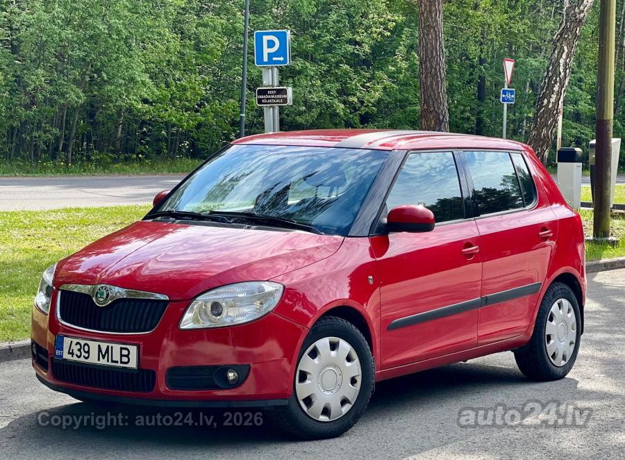 Красный Шкода Фабия 2008 в Таллин, объемом двигателя 1.60 л и пробегом 122 тыс. км за 3490 €, фото 1 на AUTOMOTO.COM.LV