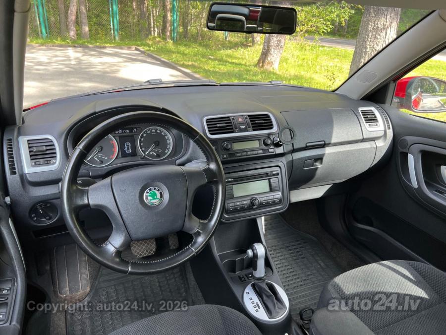 Красный Шкода Фабия 2008 в Таллин, объемом двигателя 1.60 л и пробегом 122 тыс. км за 3490 €, фото 8 на AUTOMOTO.COM.LV