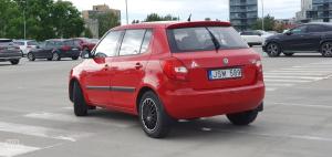 Red Skoda Fabia 2008 in Vilnius, with an engine capacity of 1.40 L and mileage of 200 thousand km for 750 €, photo 3 on AUTOMOTO.COM.LV