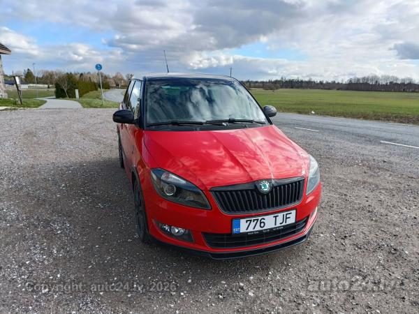 Red Skoda Fabia 2011 in Tallinn, with an engine capacity of 1.20 L and mileage of 119 thousand km for 3000 €, photo 2 on AUTOMOTO.COM.LV