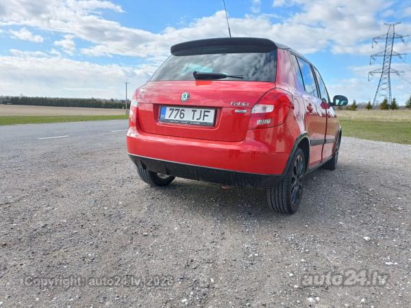 Red Skoda Fabia 2011 in Tallinn, with an engine capacity of 1.20 L and mileage of 119 thousand km for 3000 €, photo 9 on AUTOMOTO.COM.LV