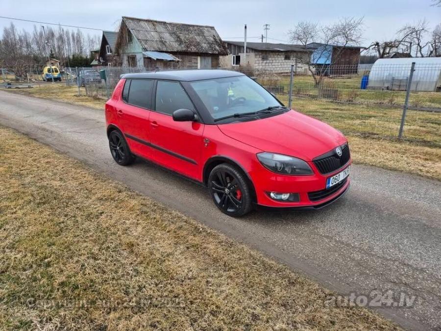 Red Skoda Fabia 2012 in Tallinn, with an engine capacity of 1.60 L and mileage of 275 thousand km for 6000 €, photo 3 on AUTOMOTO.COM.LV
