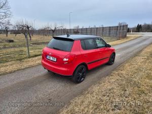 Red Skoda Fabia 2012 in Tallinn, with an engine capacity of 1.60 L and mileage of 275 thousand km for 6000 €, photo 4 on AUTOMOTO.COM.LV