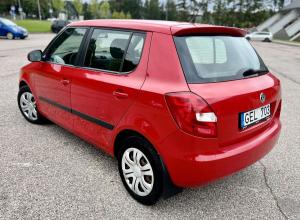 Sarkans Skoda Fabia 2012 Viļņa, ar dzinēja tilpumu 1.60 L un nobraukumu 253 tūkst. km par 2390 €, foto 5 vietnē AUTOMOTO.COM.LV