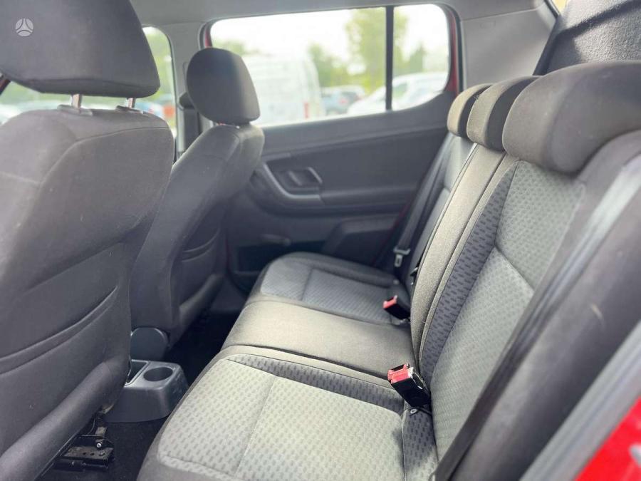 Sarkans Skoda Fabia 2012 Viļņa, ar dzinēja tilpumu 1.60 L un nobraukumu 253 tūkst. km par 2390 €, foto 17 vietnē AUTOMOTO.COM.LV