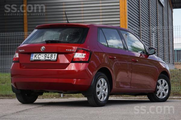 Red Skoda Fabia 2015 in Riga, with an engine capacity of 1.20 L and mileage of 207 thousand km for 4990 €, photo 4 on AUTOMOTO.COM.LV