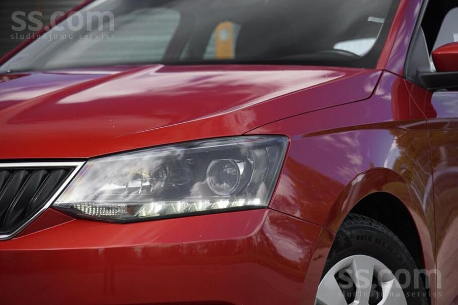 Red Skoda Fabia 2015 in Riga, with an engine capacity of 1.20 L and mileage of 207 thousand km for 4990 €, photo 5 on AUTOMOTO.COM.LV