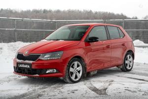 Red Skoda Fabia 2015 in Vilnius, with an engine capacity of 1.20 L and mileage of 100 thousand km for 6690 €, photo  on AUTOMOTO.COM.LV