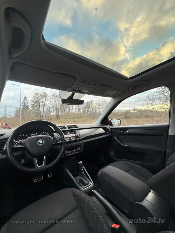 Sarkans Skoda Fabia 2015 Tallina, ar dzinēja tilpumu 1.20 L un nobraukumu 102 tūkst. km par 8500 €, foto 3 vietnē AUTOMOTO.COM.LV