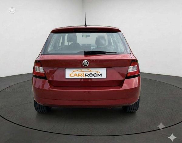 Sarkans Skoda Fabia 2015 Viļņa, ar dzinēja tilpumu 1.20 L un nobraukumu 250 tūkst. km par 4300 €, foto 6 vietnē AUTOMOTO.COM.LV