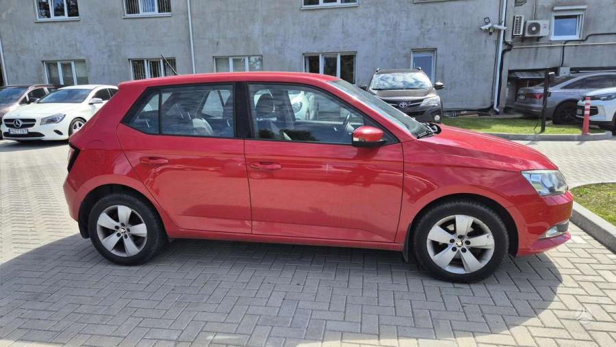 Sarkans Skoda Fabia 2015 Plungė, ar dzinēja tilpumu 1.20 L un nobraukumu 83 tūkst. km par 6100 €, foto 8 vietnē AUTOMOTO.COM.LV